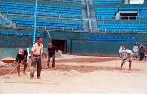 Le Complexe Al Amal, défiguré - Le Matin.ma